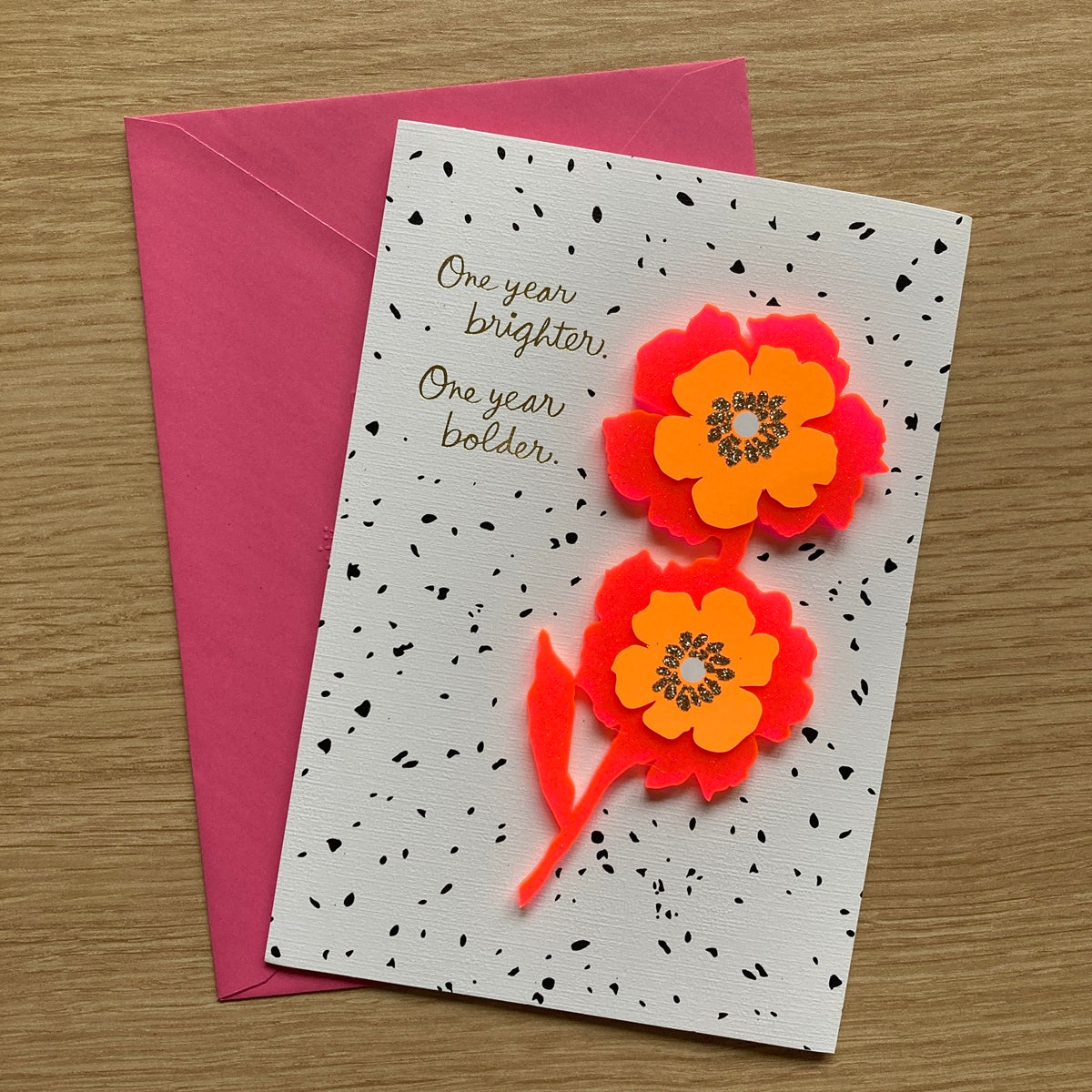 One year brighter One year bolder Birthday Card【誕生お祝い／Signature】 – 日本 ...